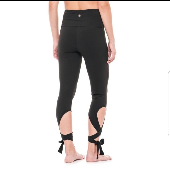 GAIAM | Pants & Jumpsuits | Gaiam Yoga Leggings Nwt Sizes M Xs | Poshmark